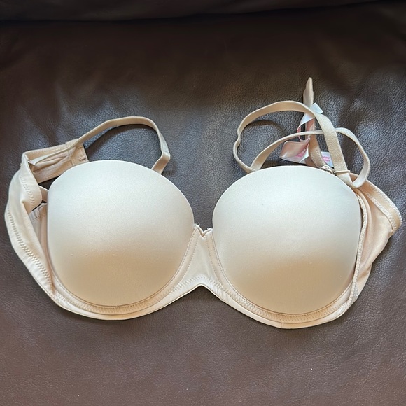Victoria's Secret | Intimates & Sleepwear | Victorias Secrets Bra New ...